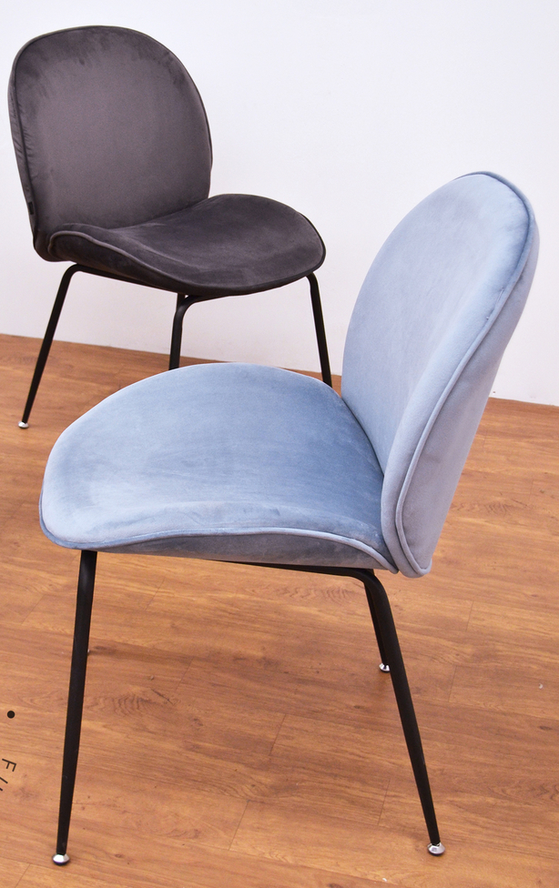 Silla BEET / Pana AZUL / Pata NEGRA - KOLL